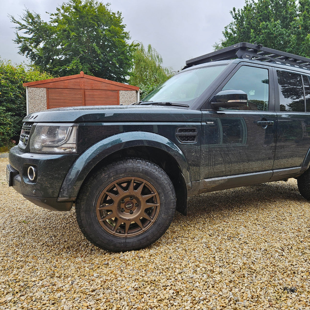 LAND ROVER DISCOVERY – STREET TRACK LIFE